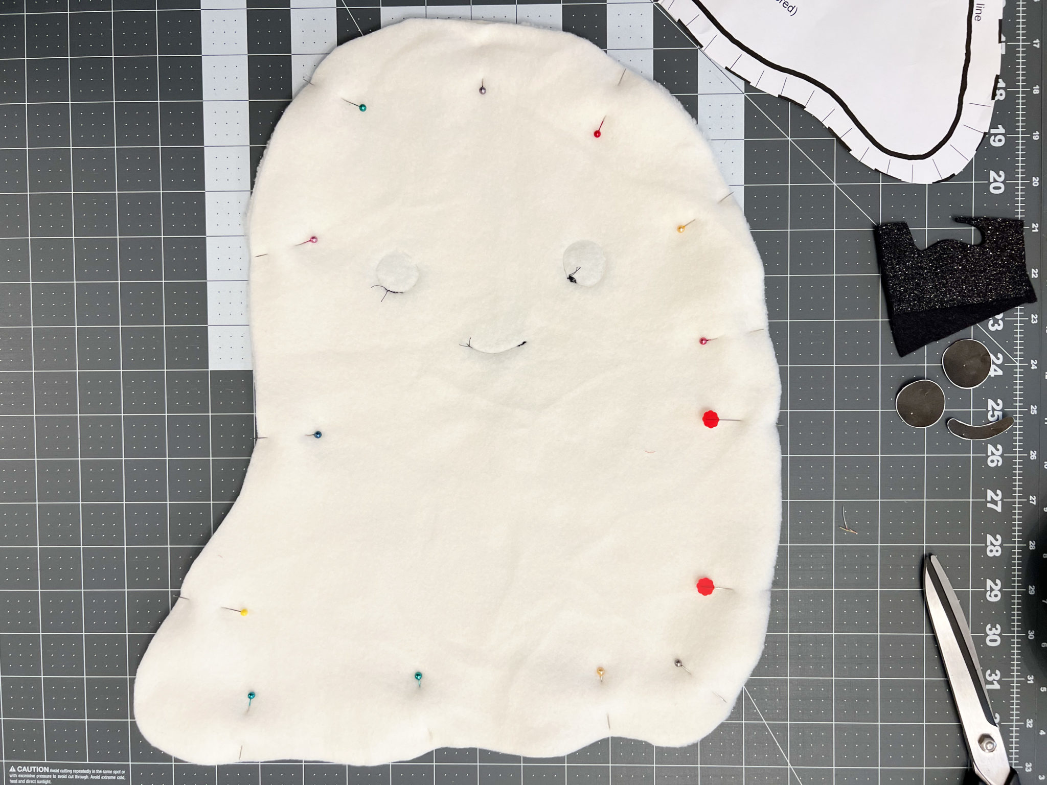 Ghost Pillow Tutorial - woollypetals